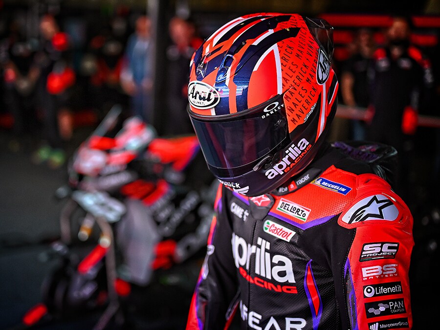 Stand Aprilia au MotoGP Village | Aprilia FR