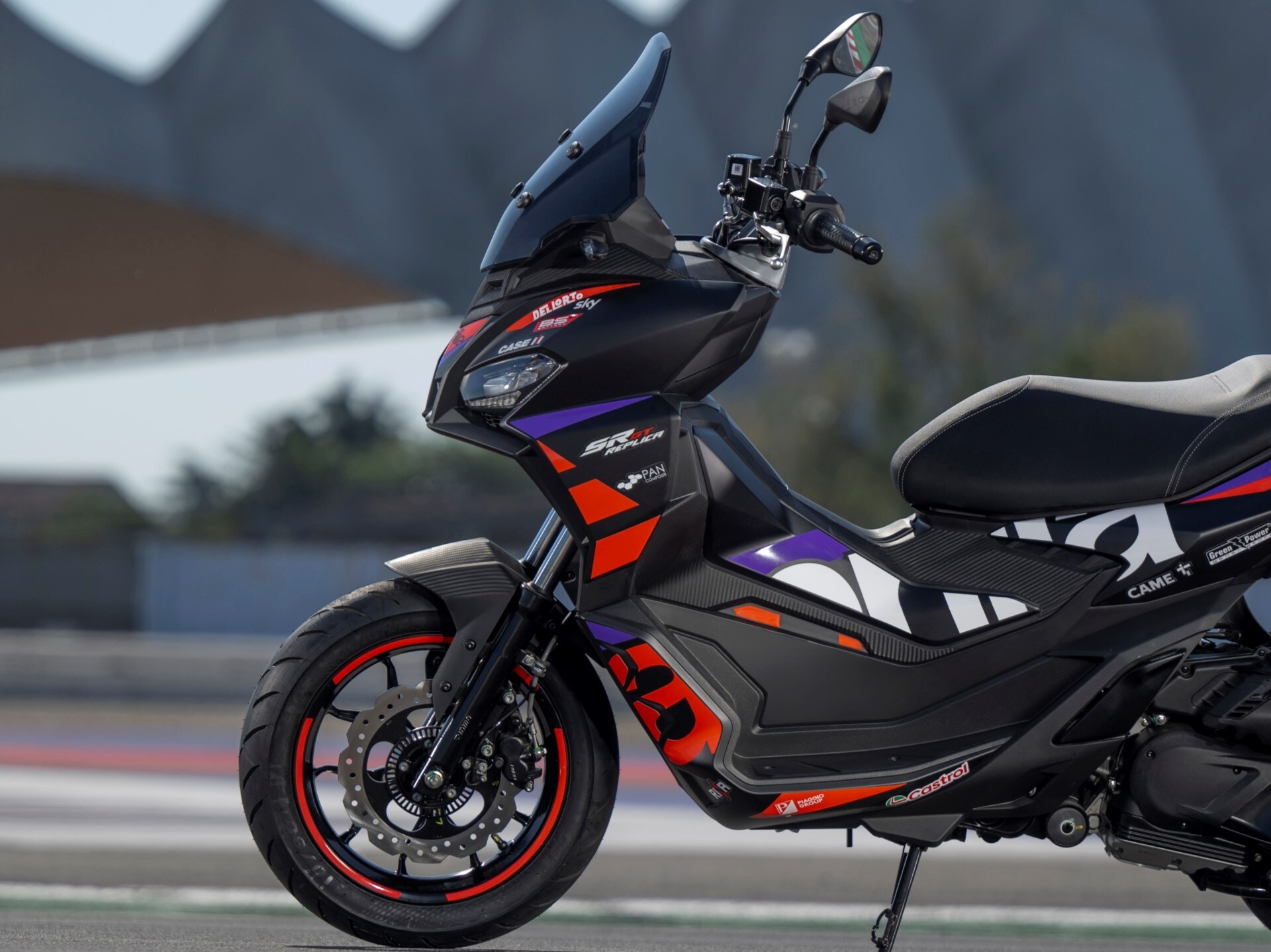 Aprilia SR GT Replica 200: Preis, Farben, Verbrauch