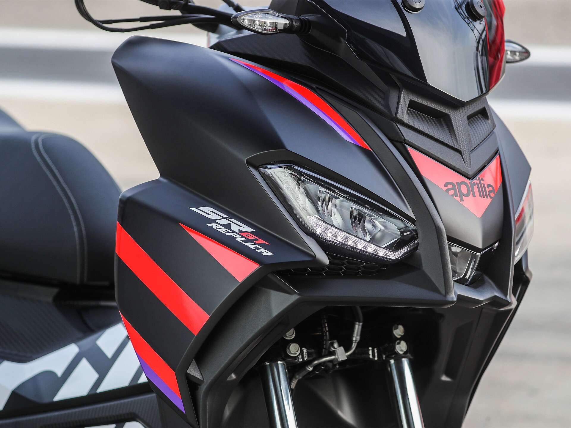 Aprilia SR GT: Scooter Sportivo Per Città e Fuori Città | Aprilia IT