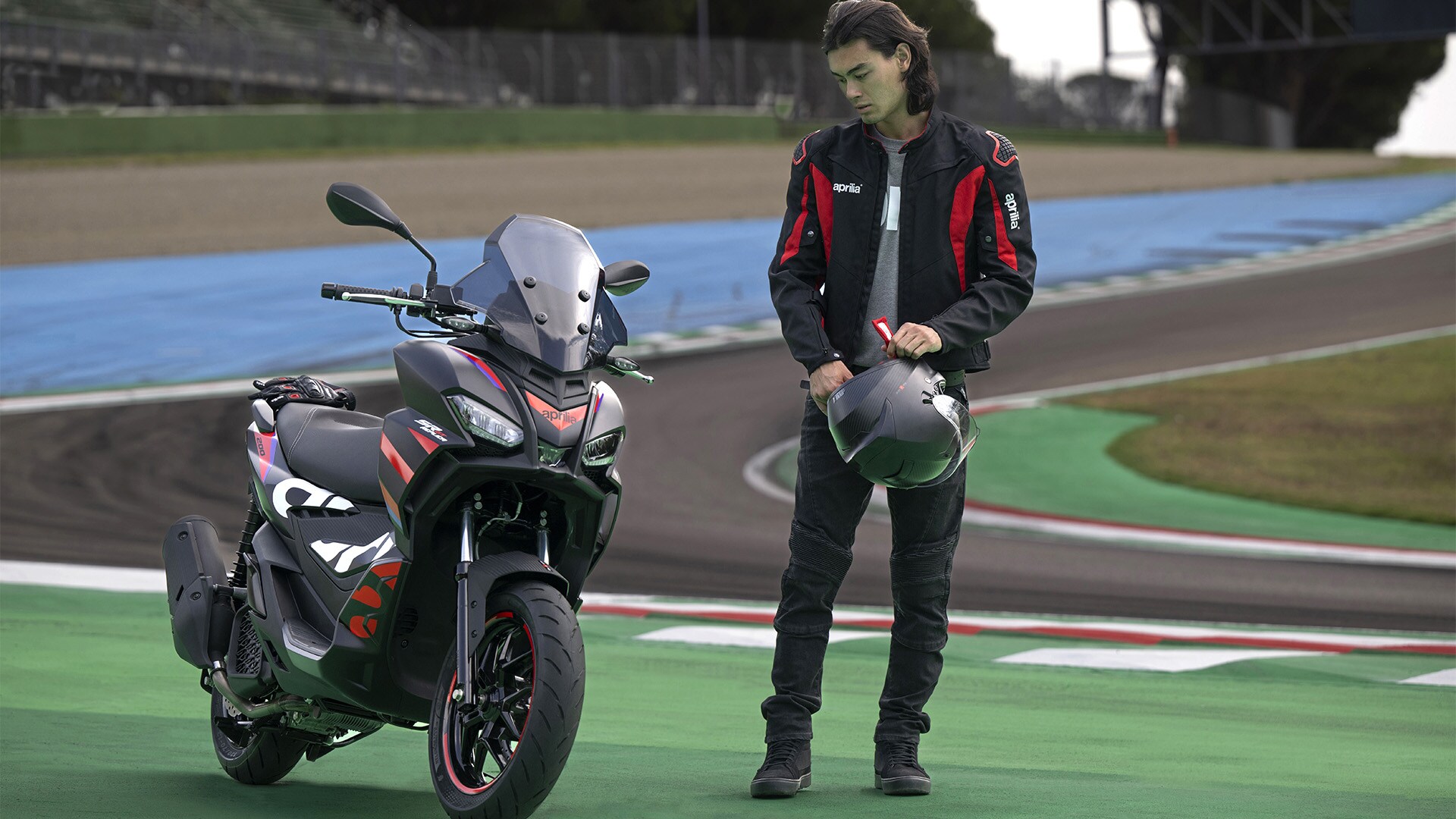 Aprilia SR GT Replica 200: price, colors, consumption